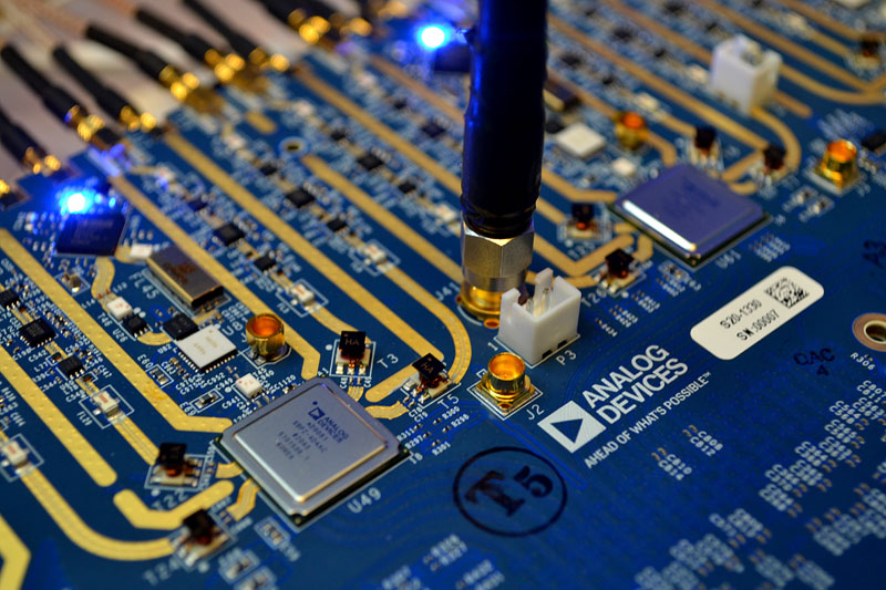HMC7044 Datasheet and Product Info | Analog Devices